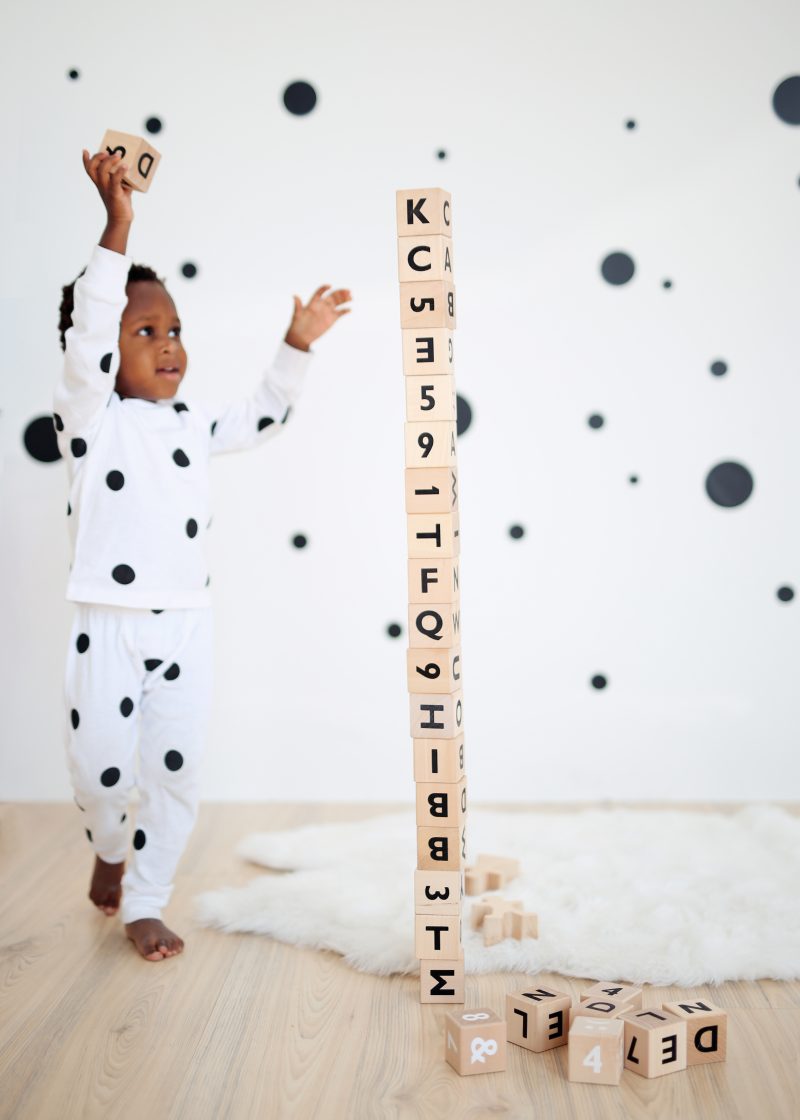 CONSTRUCTIVE PLAY - ooh-noo