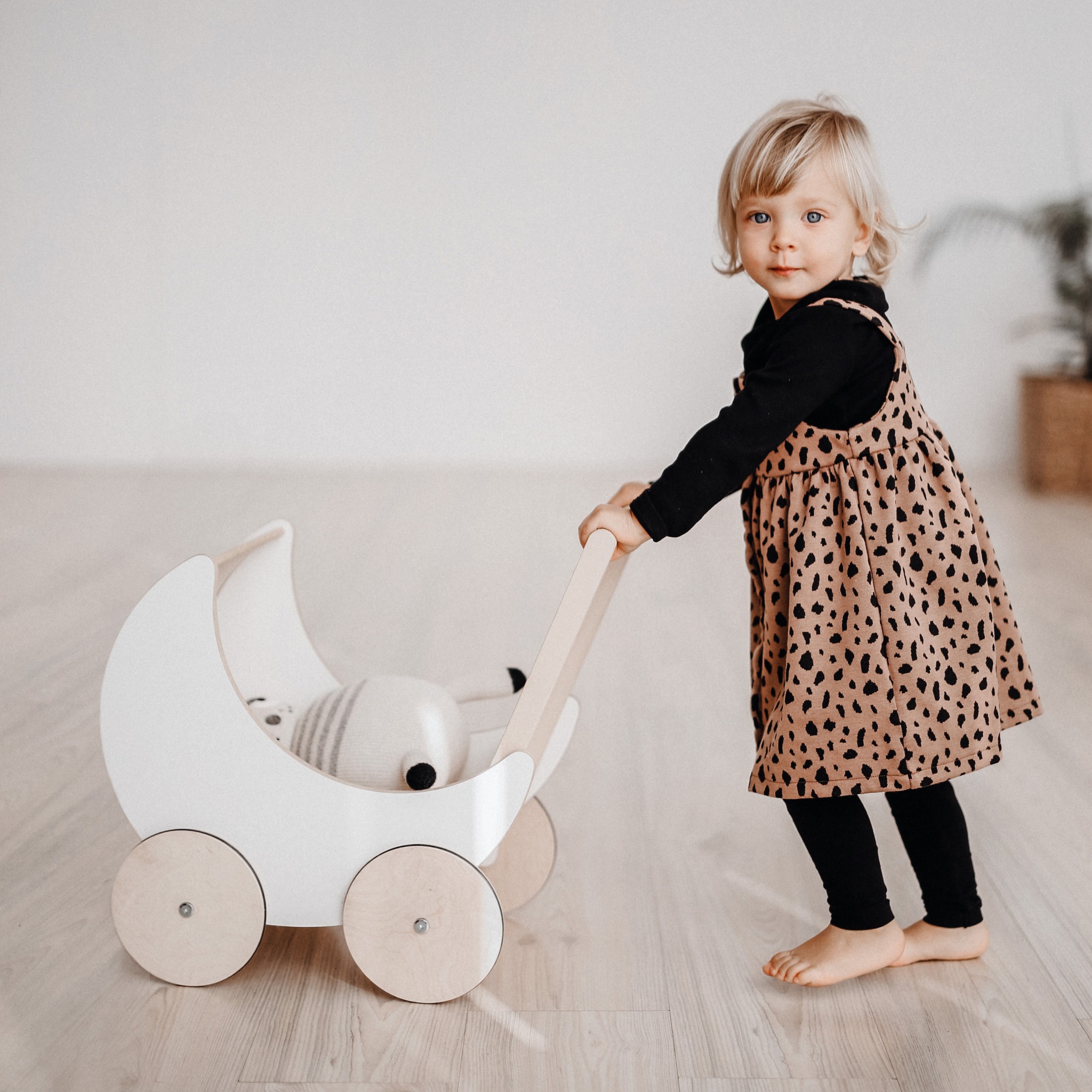 Beautiful Wooden Toys with Style | Ooh Noo